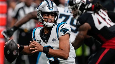 Panthers Bryce Young Throws First Career Td Pass To Hayden Hurst Tight End Tosses Ball Into