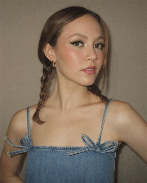 Iris Apatow Rwomeninblue237