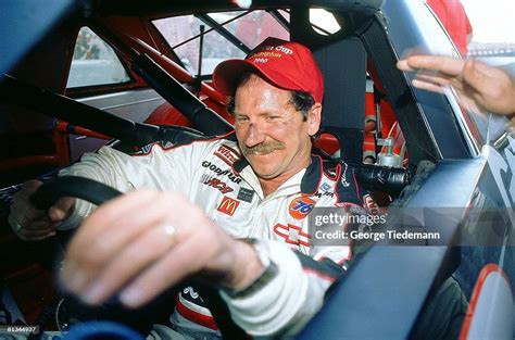 Atlanta Journal 500 Dale Earnhardt Sr Victorious In Car After News