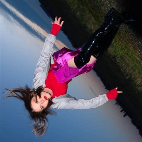 Sophia Kennedy Squeeze Me Vinyl And Cd Norman Records Uk