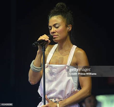 292 Amel Larrieux Photos And High Res Pictures Getty Images