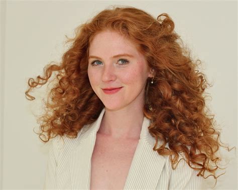 Press Kit — Hallie Schmidt Soprano