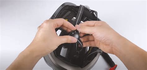 How To Adjust Bike Helmet At Amy Kent Blog