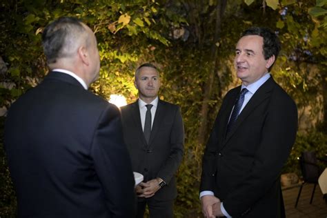 Kurti Takohet Me Gjeneralin Turk I Cili Do Ta Marrë Komandën E Kfor It Lajmet E Fundit Zëri