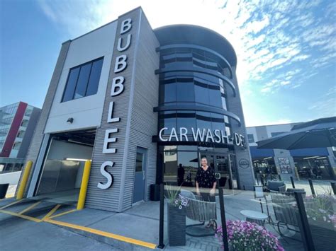 New Bubbles Car Wash In Edmonton Is The First Of Its Kind In Canada