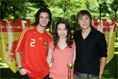 Ben Barnes Is A Madrid Man Photo 1239761 Photos Just Jared Celebrity News And Gossip