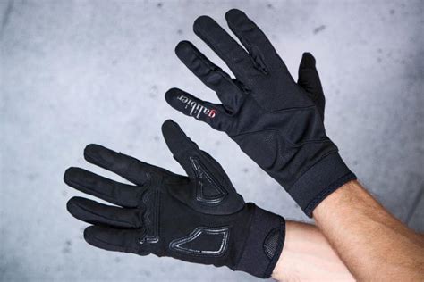 Best Winter Cycling Gloves 2025 — Keep Your Hands Warm And Prevent