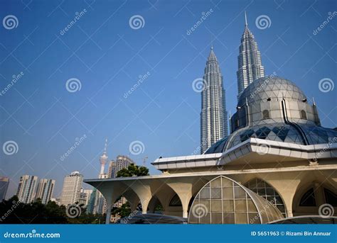 Klcc 01 Stock Image 5652595