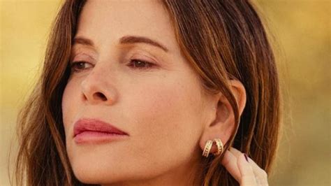 Alessia Marcuzzi Sfoggia La Giacca Più Calda Dellinverno 2022 Bellissima