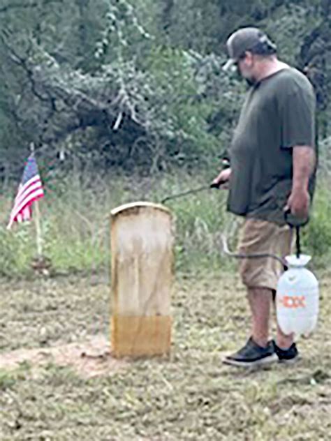 Organizations Partner To Clean Seguin Area Historic Cemetery News
