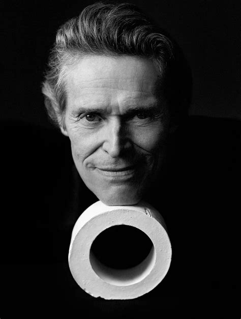 Willem Dafoe Willem Dafoe Funny Poses Awkward Pictures