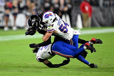 Panthers Work Out Former Clemson Lb Bills 2022 Draft Pick On Monday