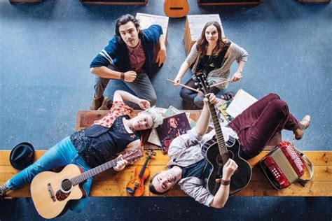 Pictures Of Rowen Kahn