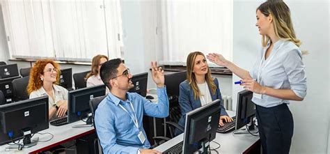 How To Become A Computer Systems Analyst Career And Salary