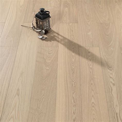 Solid Oak Wood Flooring Rustic Design Indoor Application Traditional