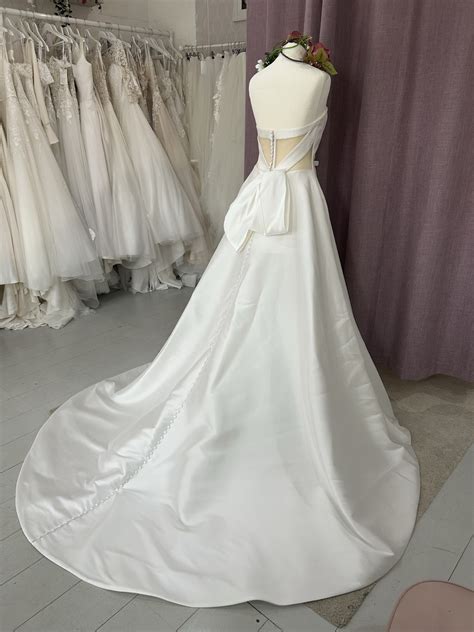 Enzoani Bella Rose Wedding Dress Save 62 Stillwhite