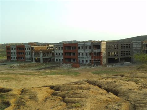 Education Complex Kort