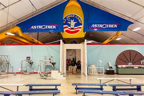 Houston Am I Too Old For This What Its Like To Attend Adult Space