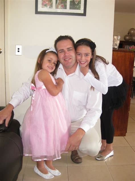 Khloe And Ella Weaver