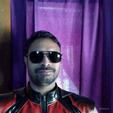 Ashley N Ashley N Added A New Photo