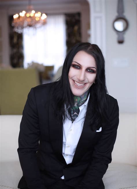 Who Is Chris Motionless Age Height Girlfriend Net Worth Wiki Net