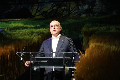 Predsednik Vlade Miloš Vučević Podneo Ostavku Forbes Srbija