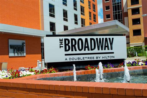 The Broadway Columbia A Doubletree By Hilton Hotel Columbia Mo