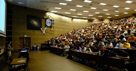 8 29 22 Large Classrooms Photo 2 Campus