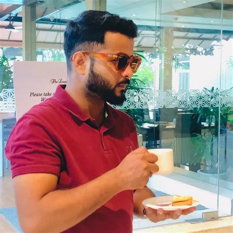 Hammad Ahmad Youtube