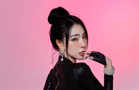 Cô Giáo Thảo Thu Hút 10k Views Phát Sóng Trực Tuyến Trong Lần đầu Come