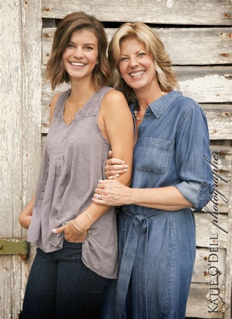 Mother Daughter Portrait Outdoor Photo Shoot Mother Daughter