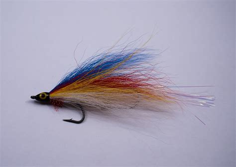 209 Classic 5 Bucktail Fly Lux Fly Co 209 Classic 5 Bucktail Fly Lux Fly Co