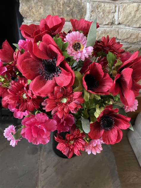 Red And Pink Flower Bundle Bouquet Available