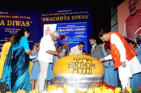 Gajendra Singh Shekhawat Bindeshwar Pathak At Swachhta Diwas Programme Organised On Pm Modis