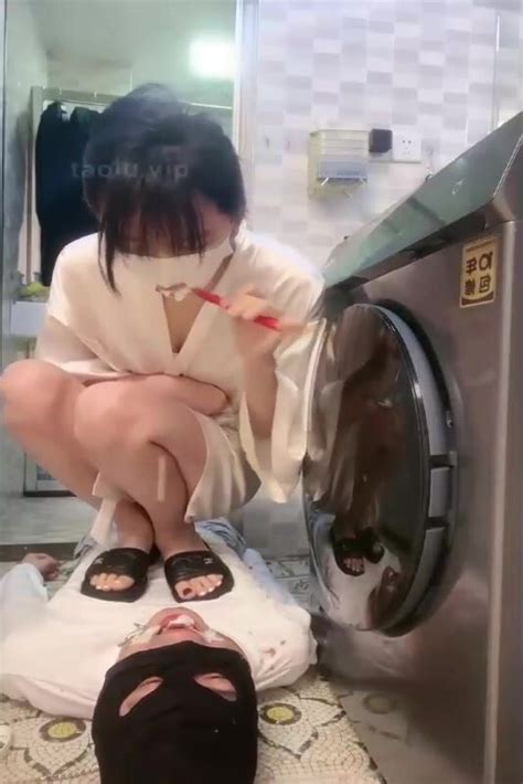 Chinese Femdom Auf Deutsch