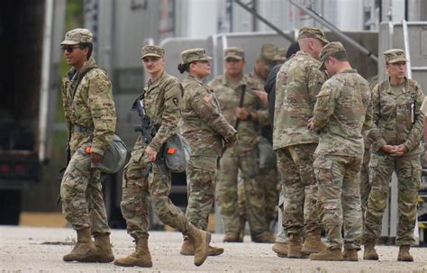 National Guard Members From Texas Are In Illinois In Trumps Latest