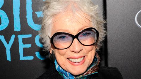Big Eyes Artist Margaret Keane Whose Husband Claimed Credit For Her