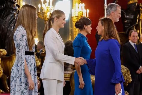 Los Mejores Y Peores ‘looks De La Jura De La Constitución De Leonor Del ‘total Black De