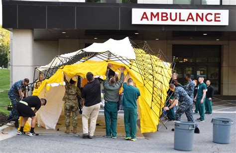 Er Trains On Mass Decon Shelter Features