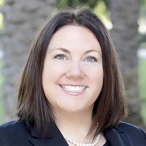 Kim Bubnis Evp And Employee Benefits Division Leader Los Angeles Times