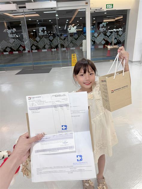 Maymie ไข้ 39 5 🤒 แต่พรุ่งนี้มีสอบ ถ้าไม่ดีขึ้นค่อยพากลับมาแอดมิด🏥 มีเด็กเกือบร้องไห้ไม่อยาก