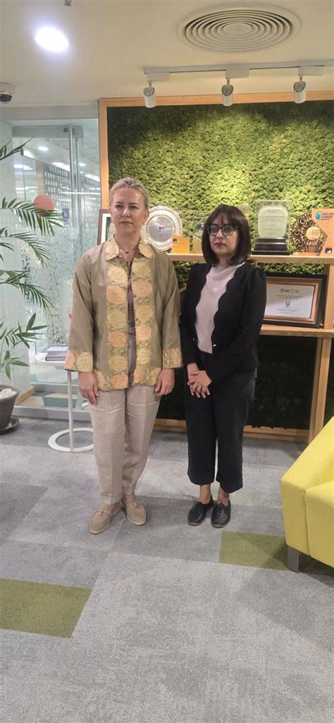 Spoke With Ebru Şenel Erim Met Middle East Turkey And Na North Africa … Sara Danial