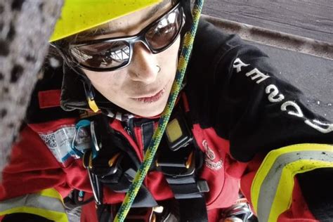 Llv Inside Vicky Pita Frieiro Rescue Technician Llv