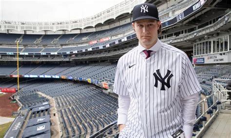 Jared Greenberg And His Path To Sports Broadcasting Success Back