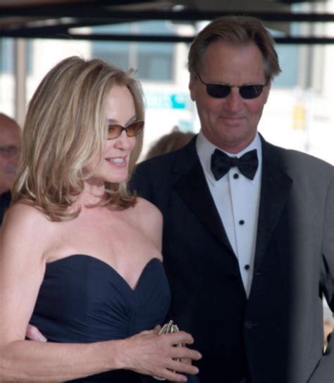 Hannah Jane Shepard Is An Academician With Impressive Award