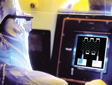 Binary And Phase Shift Photomasks · Photo Sciences