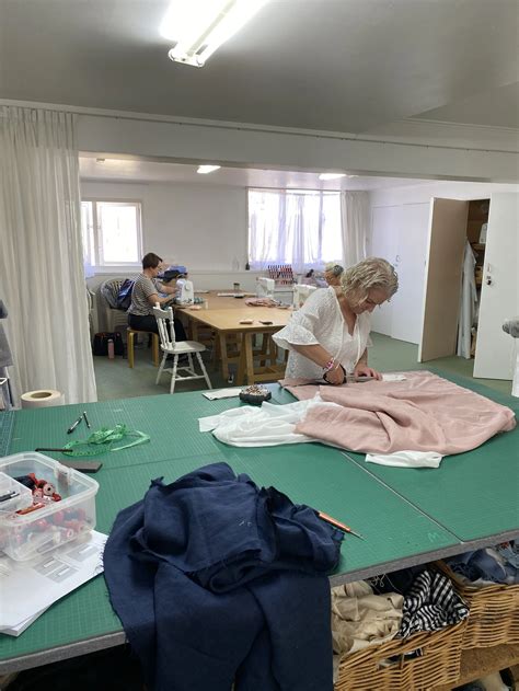 Sewing Classes — Thread Room