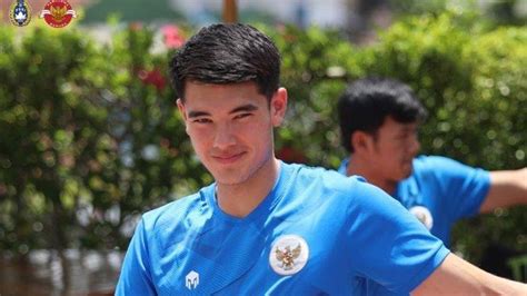 Demi Mudahkan Adaptasi Elkan Bagott Rutin Pelajari Bahasa Indonesia