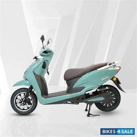 Bmr Signature Price Specs Mileage Colours Photos And Reviews