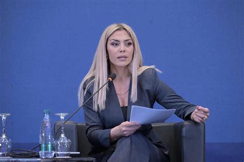 Deliu Minatorët E Trepçës Ende Pa Rroga Ministra E Deputetë Po